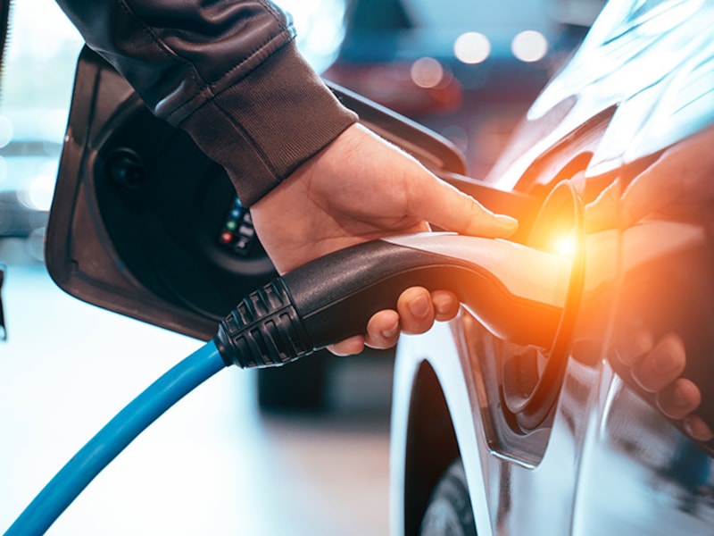 Hoe hard mag je rijden als de auto ‘te gast’ is? | Auto | AD.nl