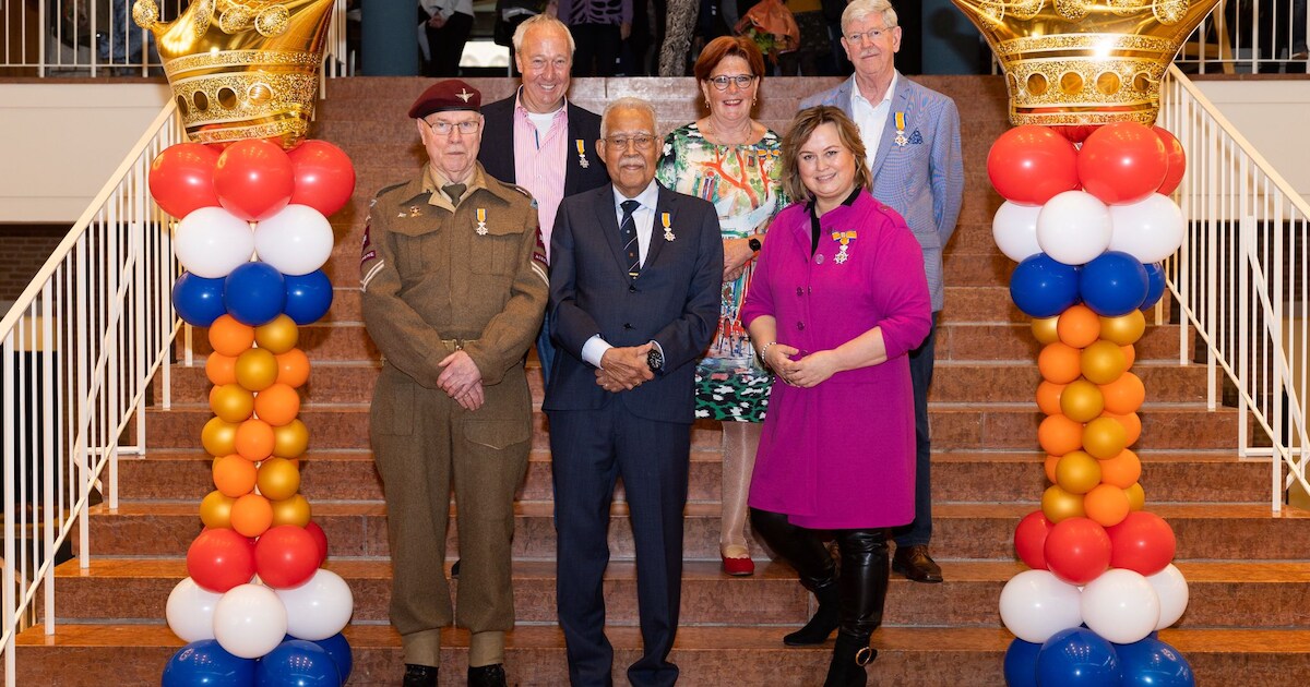 Hengelo telt twee ridders: waardering voor vrijwillige inzet van ...