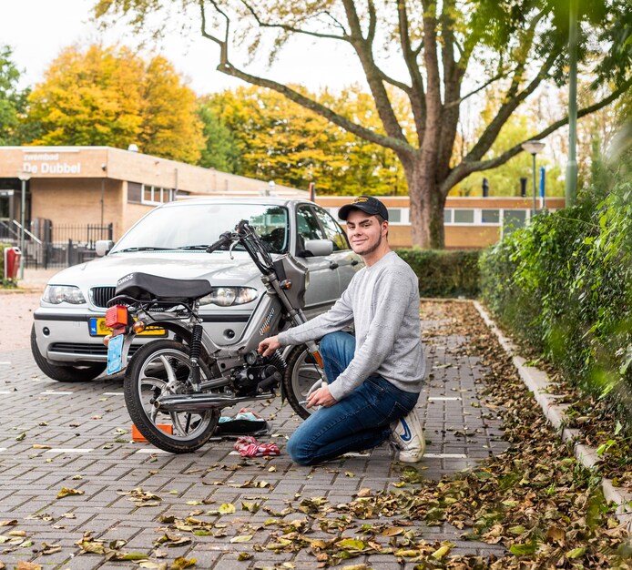 Sinds drie weken is Ryan eigenaar van zijn eerste auto: ‘Dit is mijn ...