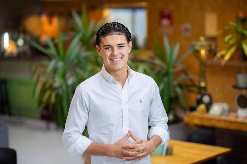 Aaron (16) organiseert feesten in Gouda: ‘Ik wil laten zien dat het ...