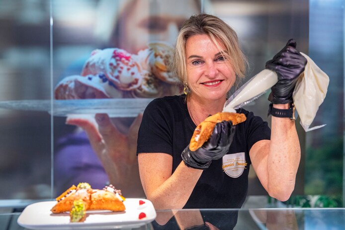 Vergeet oliebollen, Siciliaanse cannoli is de nieuwe hype: ‘Vulling van ...