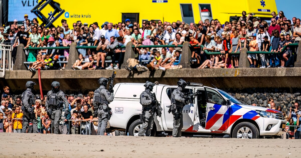 Dienst Speciale Interventies brengt spectaculaire show op Rescue ...