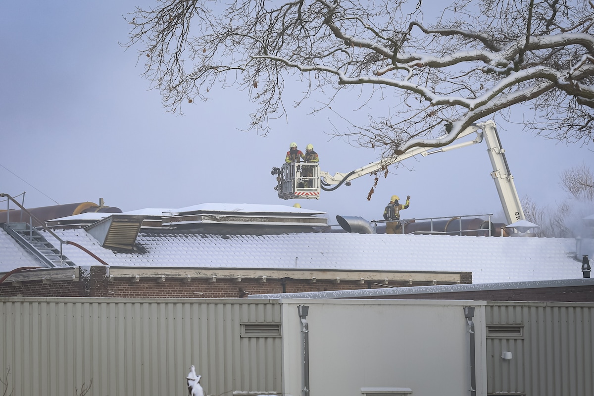 Als er brand is bij TenCate is het direct alle hens aan dek: 'Het leek ...