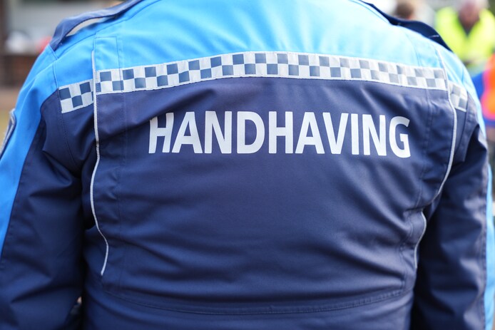 Vlaardingse handhavers werken vanaf 1 april op uitgaansavonden langer ...