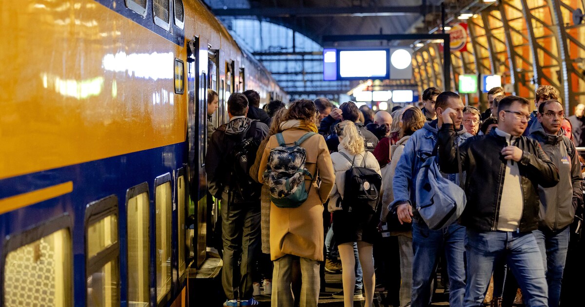 Eerste dag aangepaste dienstregeling NS verloopt soepel, maar wel ...
