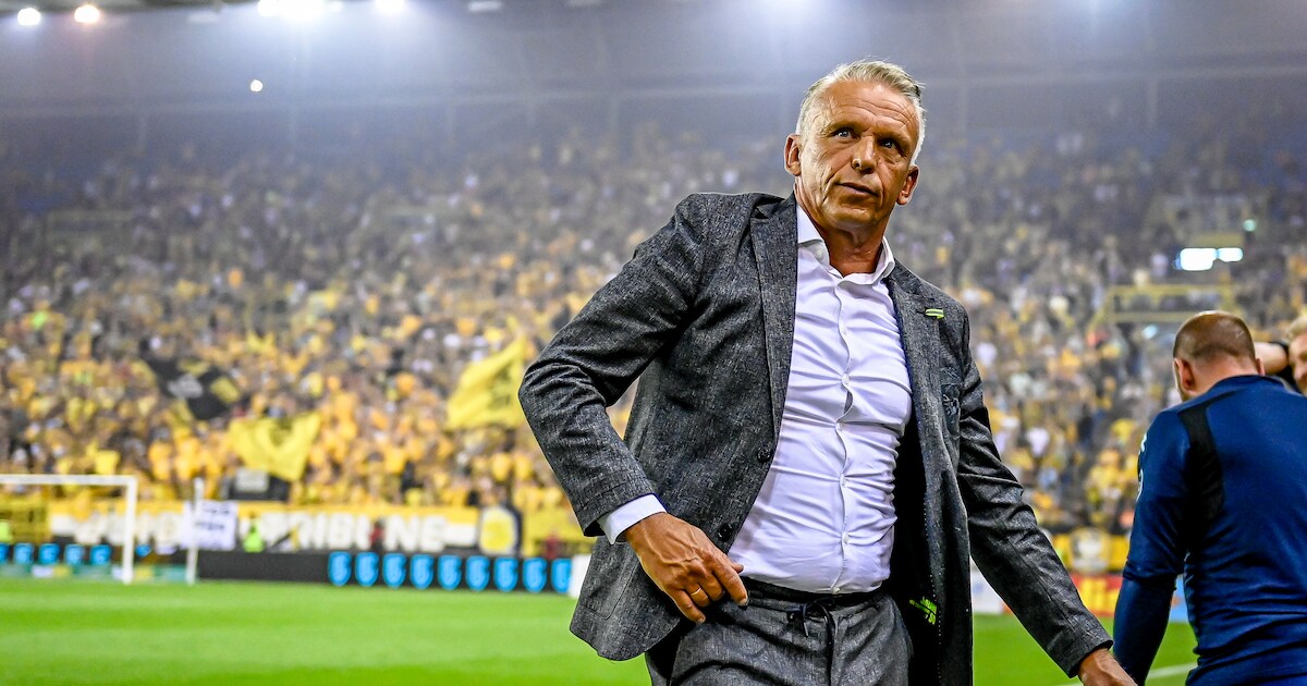 Edward Sturing over Vitesse-tijd Leo Beenhakker: ‘Stond ineens Bernd ...