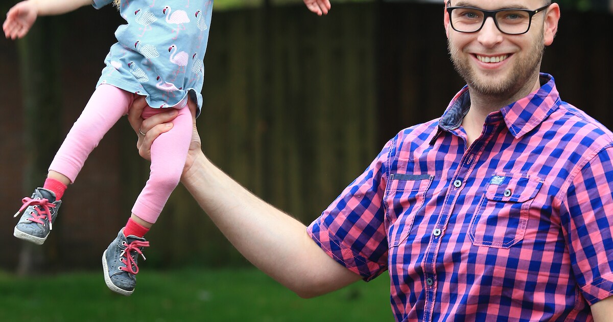 Ouders Emma (6) richten stichting op voor mensen met dwerggroei ...