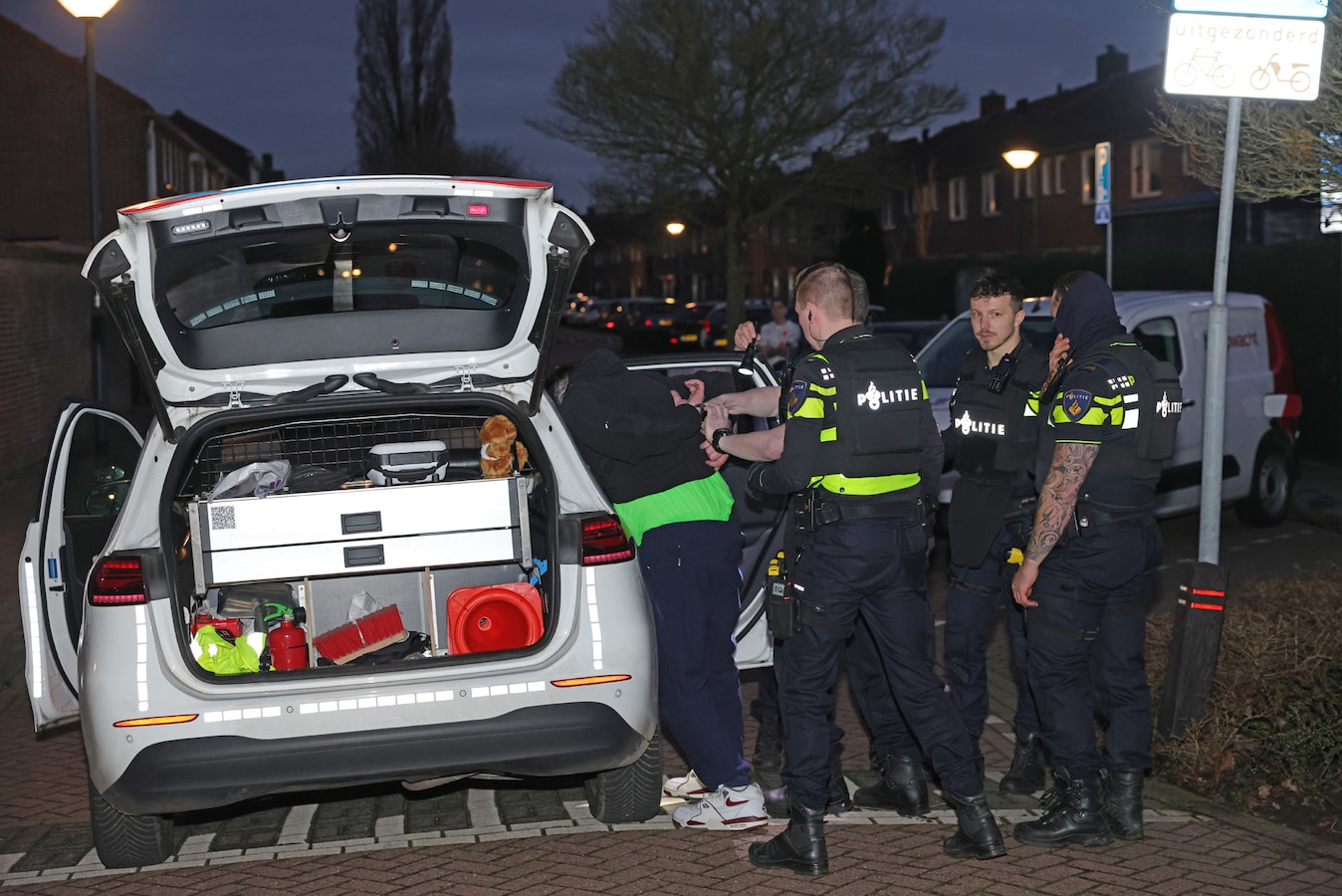 Overval met taser op Lidl Waalwijk was ‘wanhoopsdaad’: ‘Ik had honger ...