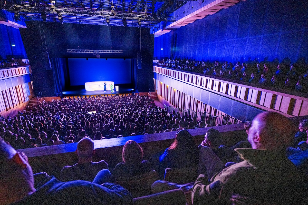 Theatervoorstelling voor peuters in bibliotheek Westerbork, Smilde en ...
