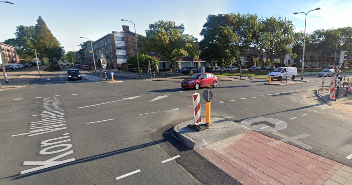 Nieuwe verkeerslichten op druk kruispunt kosten nu dubbel zoveel | Waddinxveen | AD.nl