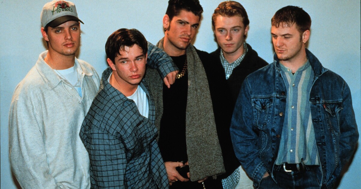 Boyzone en Westlife brengen oude hit samen opnieuw uit | Show | AD.nl