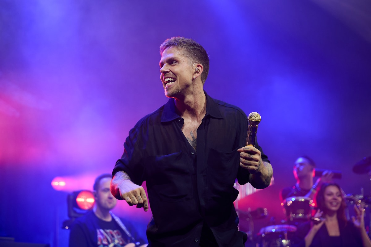 André Hazes dolverliefd op nieuwe vriendin Noa Braaf: ‘Na drie dates ...