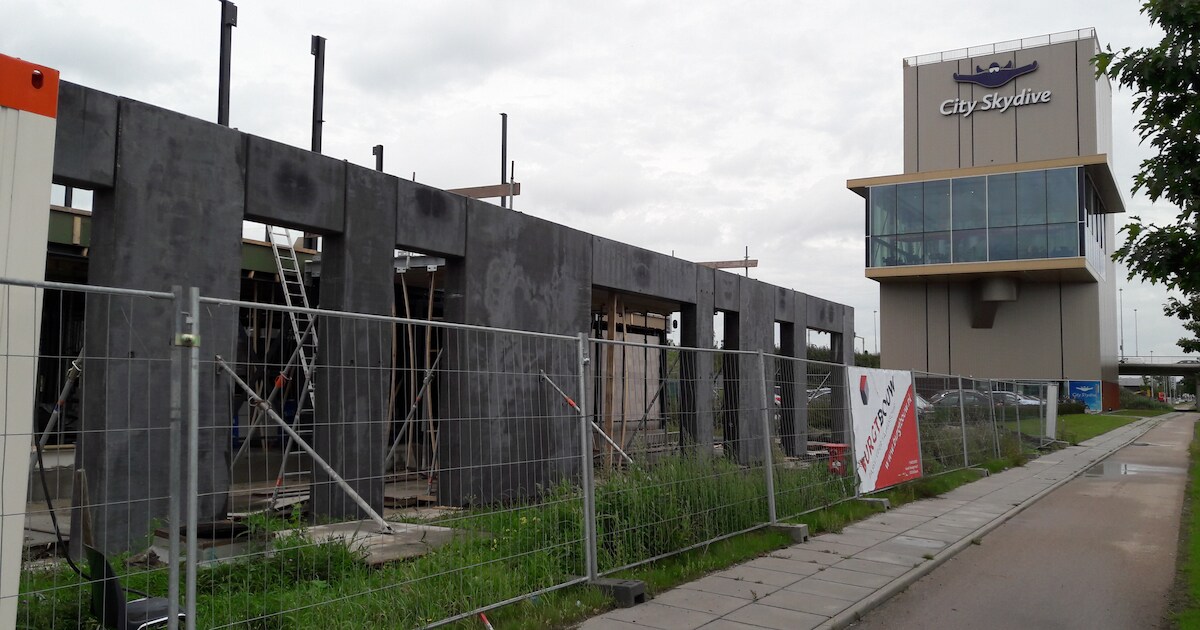 Bouw nieuwe vestiging KFC Utrecht van start | Utrecht | AD.nl