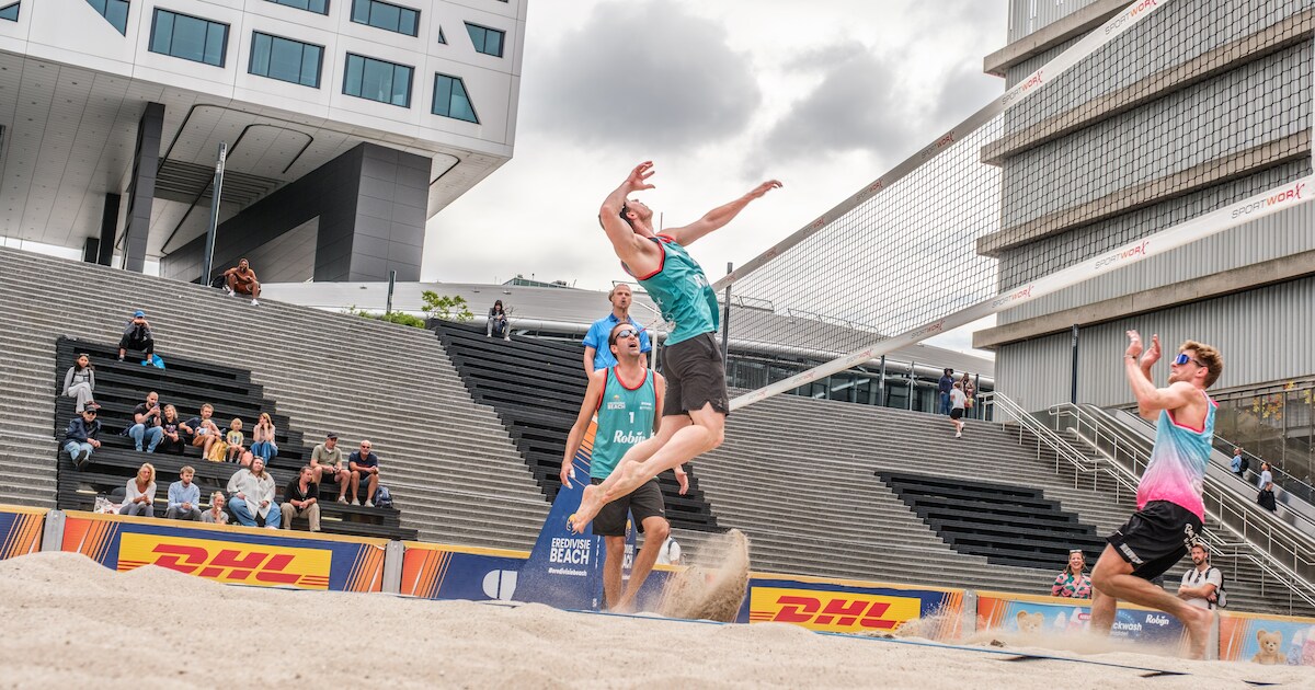 Vanaf trappen op Jaarbeursplein kan iedereen dit weekend naar toppers ...