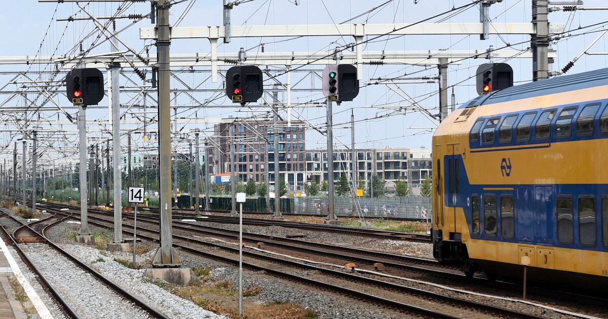Geen treinverkeer tussen Gouda en Woerden door gestrande trein | Regio ...
