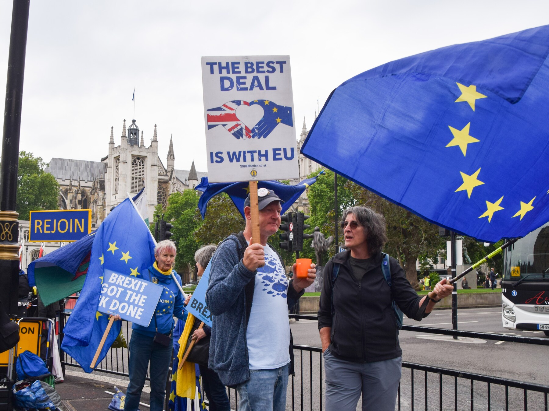 'Complete teleurstelling': Republikeinen en influencers woedend over ...