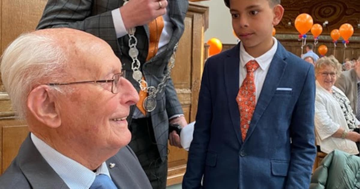 Burgemeesterlijke belofte in Brielse kerk: 'Nieuwe burgemeester op je ...
