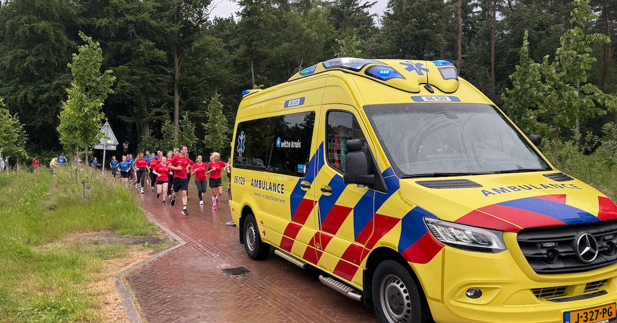 SEH-personeel Slingeland loopt estafette naar Tiel voor onderzoek ...