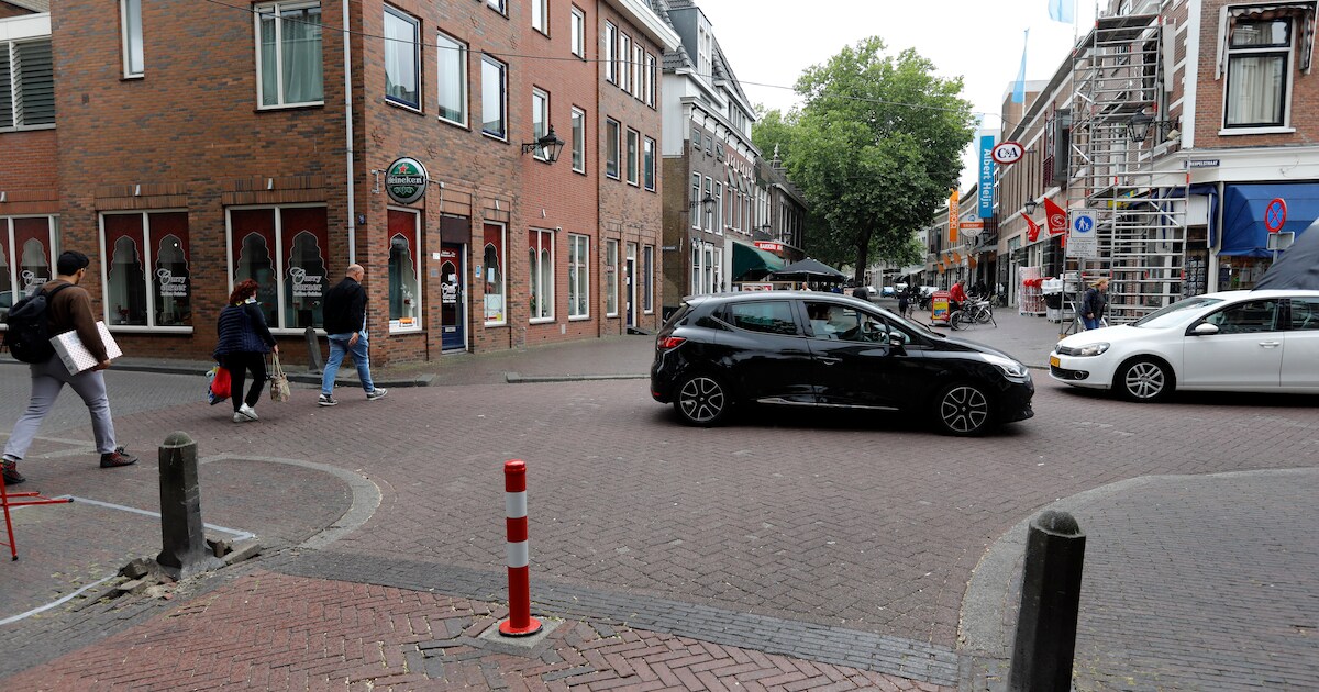 Gevaarlijk kruispunt Schiedam voor pakjesavond aangepakt: ‘Sinterklaas kan veilig oversteken ...