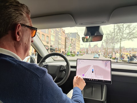 Ophef rond ‘zelfrijdende’ Tesla’s in Nederland: dit moet je weten ...