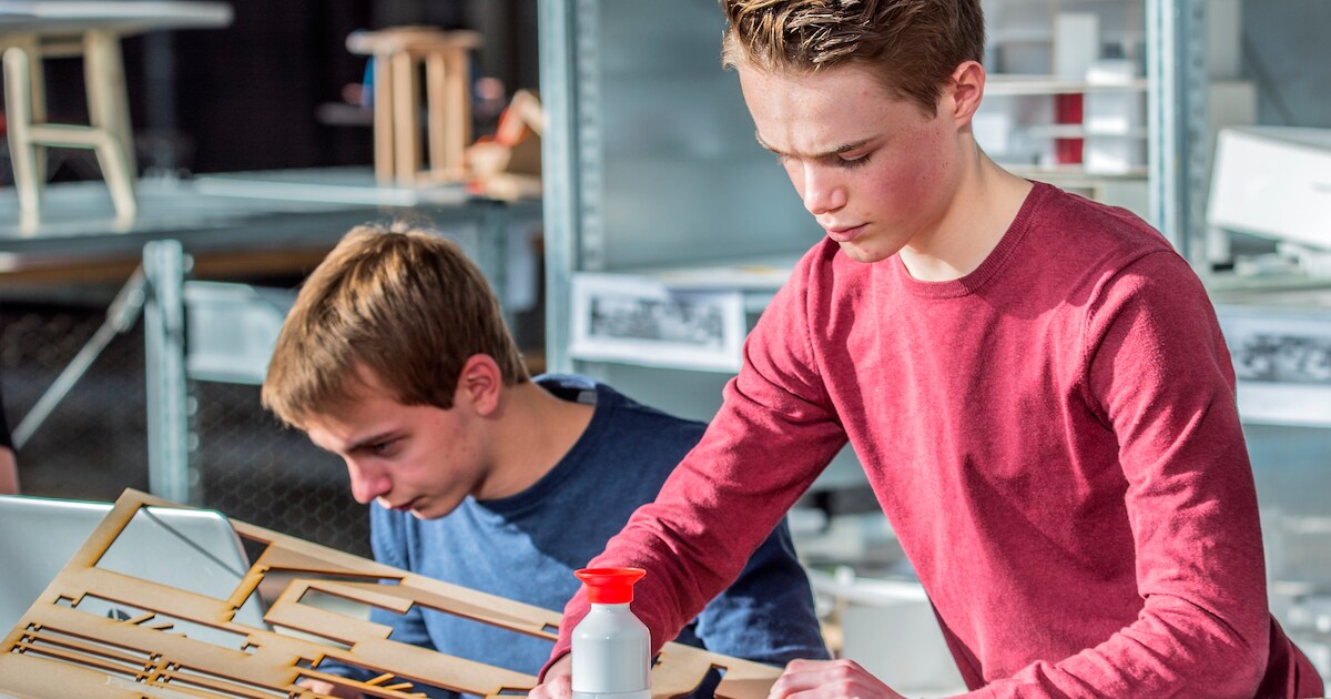 Is Jesse's stoel de mooiste? | Woerden | AD.nl