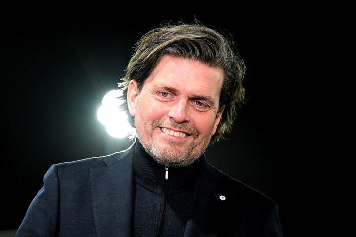 John Bes wil Almere City laten groeien, maar voelt zich soms geremd ...