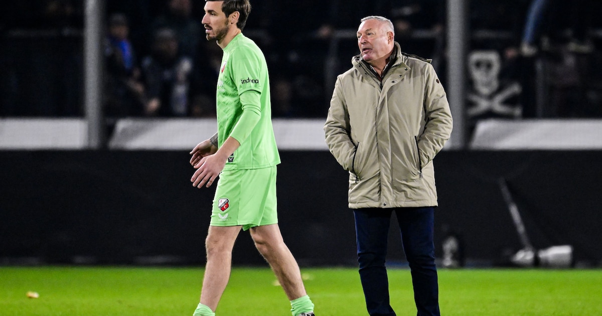 Ron Jans walgt van provocatie FC Porto bij rode kaart Barkas: ‘Als het ...