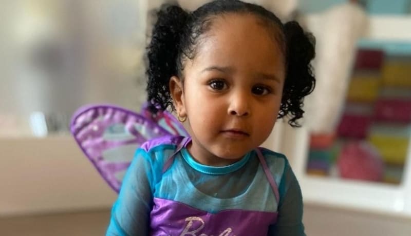 Behandeling zieke Yasmin (3) stopgezet, ouders zien op laatste moment ...