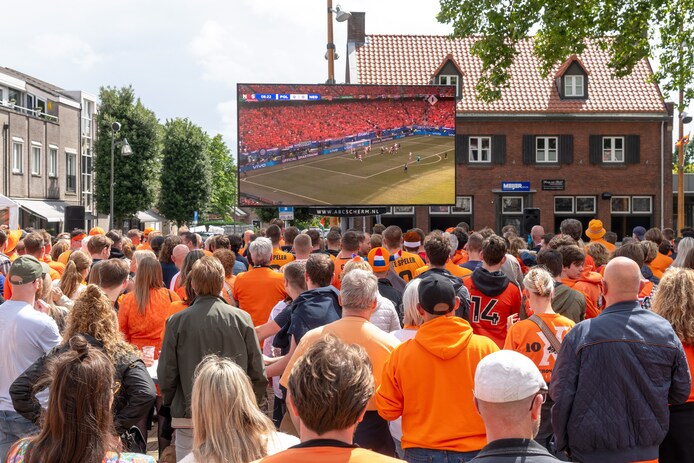 Tweede Kamer wil torenhoge ‘schermheffing’ van tafel: ‘EK niet ...