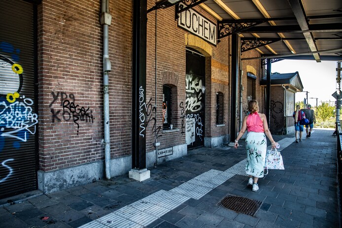 Lochem steunt inwoners die wijken ingaan om veiligheid te bevorderen ...