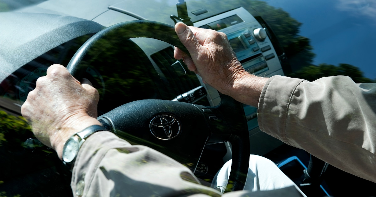 Oproep ANWB: Winterjas uit in de auto | Auto | AD.nl