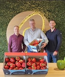 Eerste rode paprika’s van het seizoen onder de hamer: 9073 euro ...