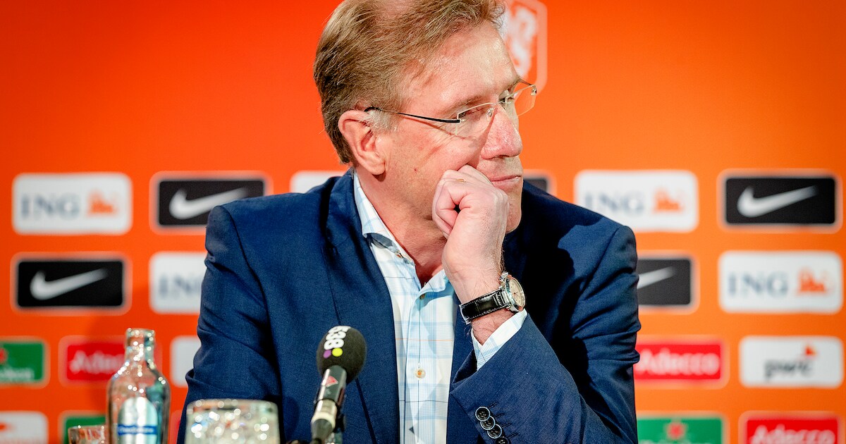 Van Breukelen al na jaar weg bij KNVB: 'Met goed gevoel' | Sport | AD.nl