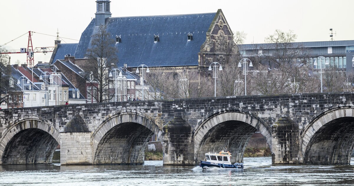 Binnenvaart kan niet over stuw Lith varen: schippers moeten sluizen ...