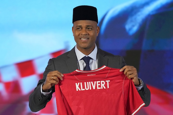 Patrick Kluivert wil met Indonesië naar WK 2026: ‘Iedereen weet dat het vier finales zijn ...