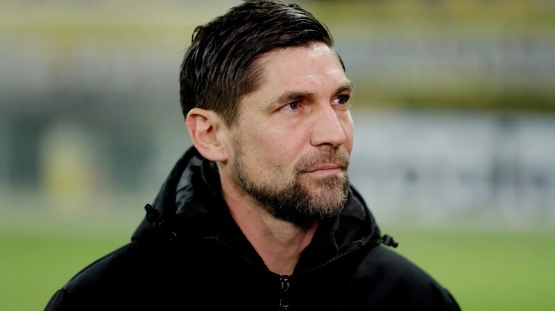 Roda JC en hoofdtrainer Kevin van Dessel gaan na dit seizoen uit elkaar | Regio | AD.nl