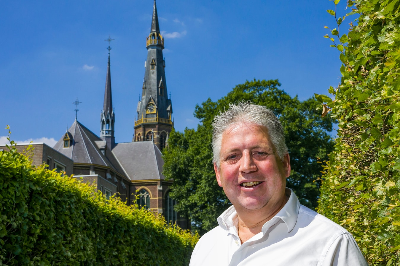 Hoe Walther Coppens de Clemenskerk in Waalwijk kocht, en buurtbewoners ...