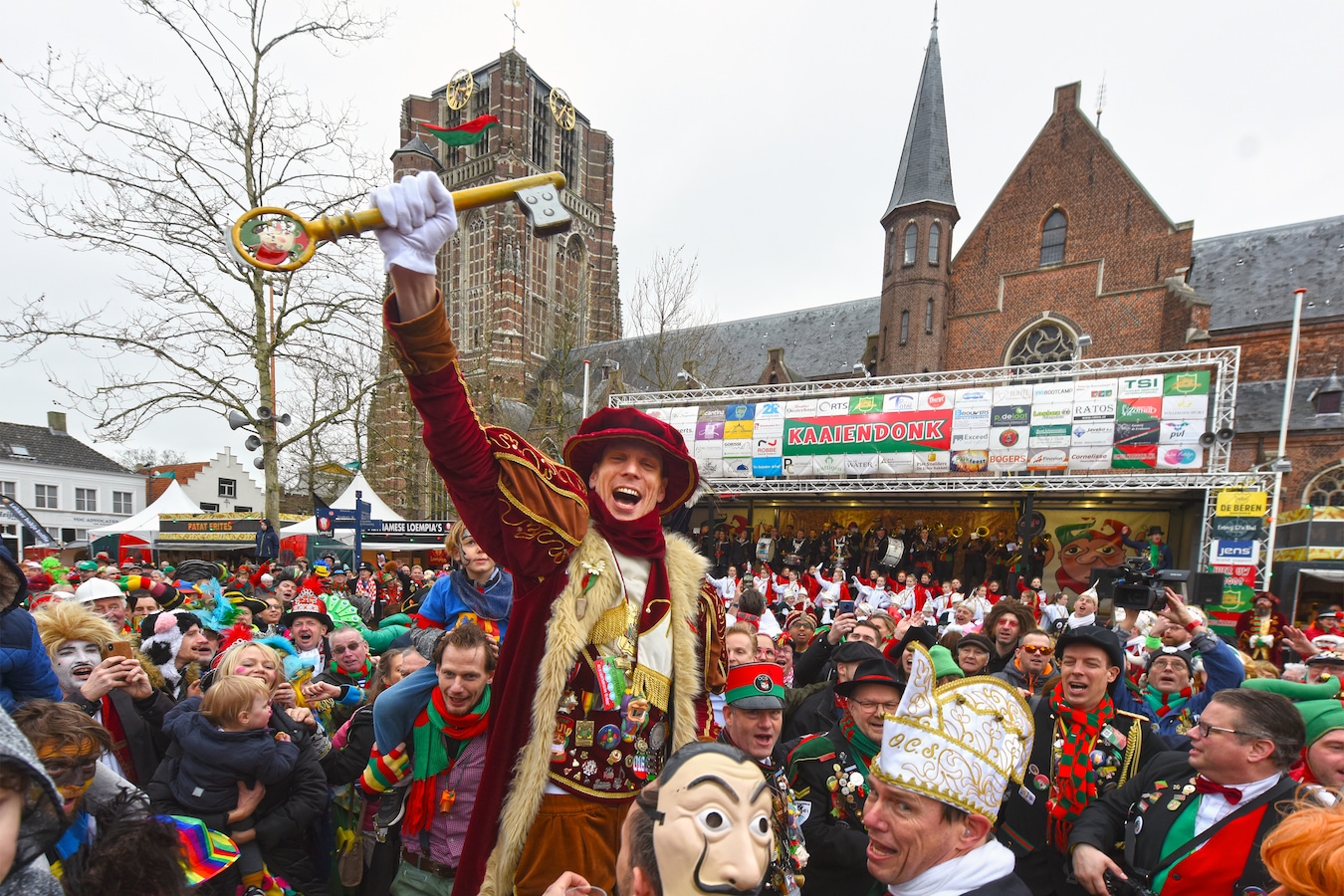 Wie zijn de elf gelukkigen die onderscheiden worden door Prins Mienus ...
