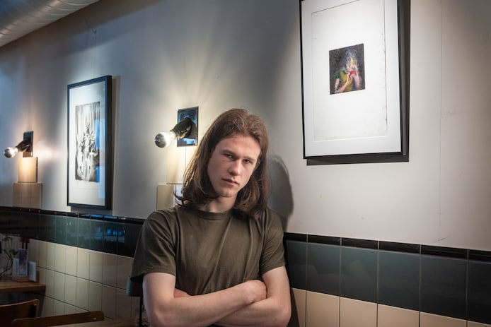 Fons (21) brengt absurditeit tot leven: tekeningen van Amersfoorter nu ...
