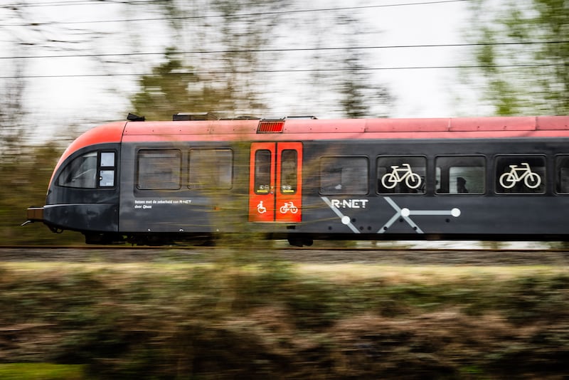 Sliedrechters met laag inkomen kunnen gratis met bus, trein en waterbus ...