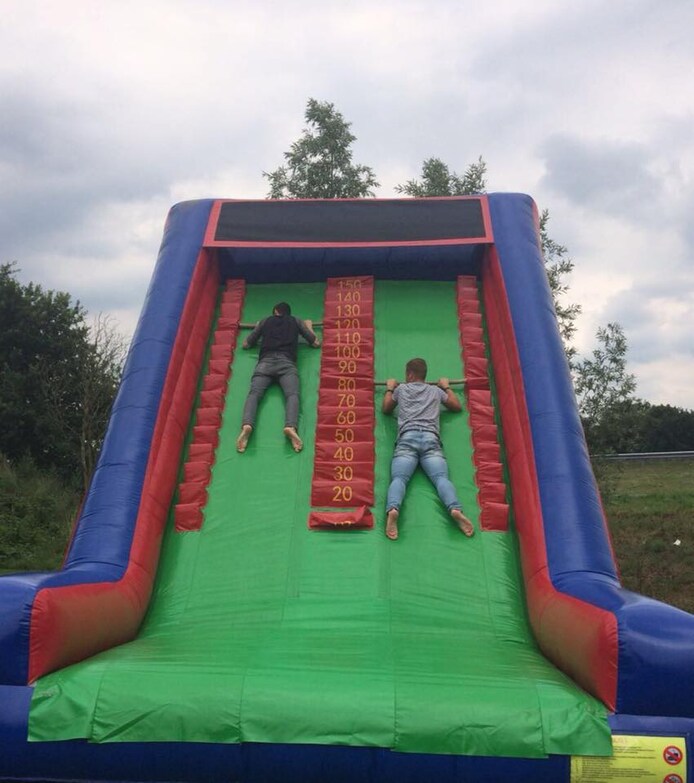 Er komt een enorme speeltuin voor volwassenen naast de A67 | Limburg ...