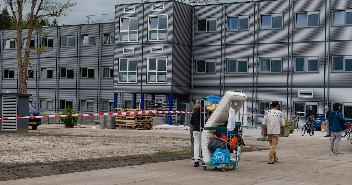 Zeist wil azc bij Kamp van Zeist ook na afgesproken vijf jaar ...