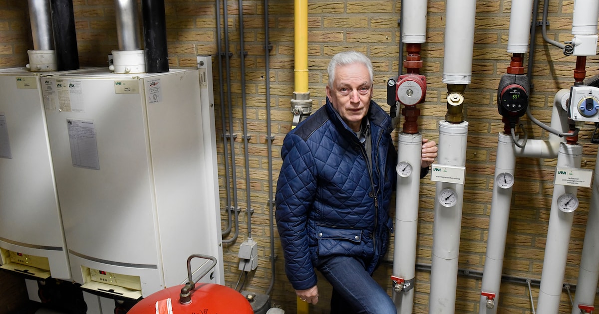 Douchen kan gelukkig weer in sporthal Schulenburch | Woerden | AD.nl