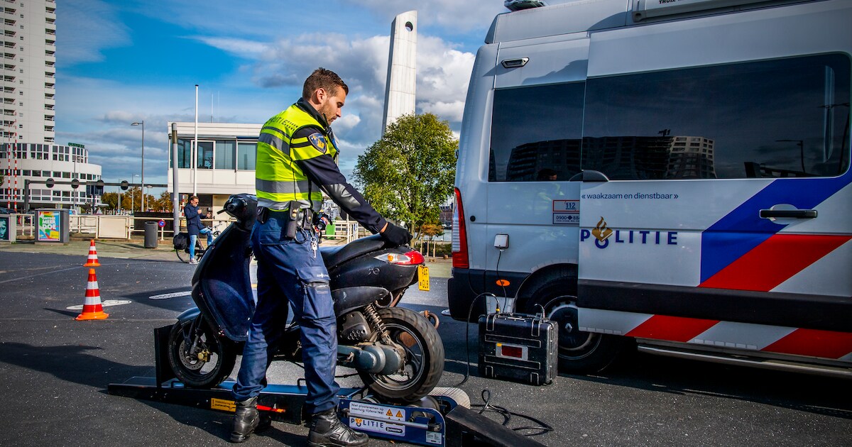 Politie Rotterdam heeft handen vol aan verkeersaso's: ‘Het is soms ...