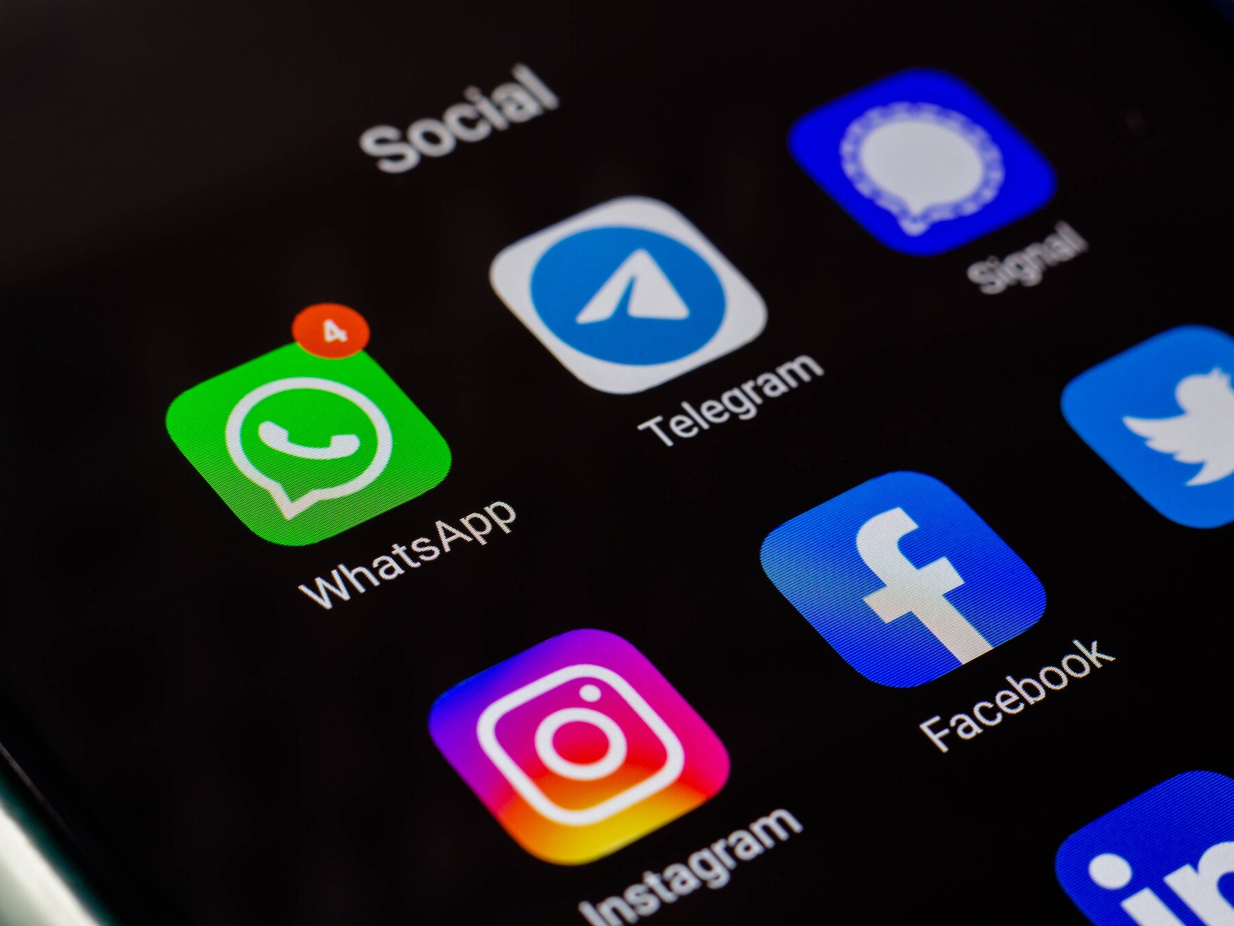 AI en robots kunnen straks bijna al ons werk doen, voorspellen experts ...