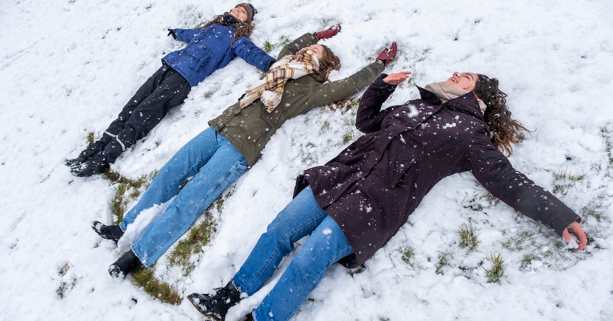 Helen (21) ziet voor het eerst in haar leven sneeuw | Middelburg | AD.nl