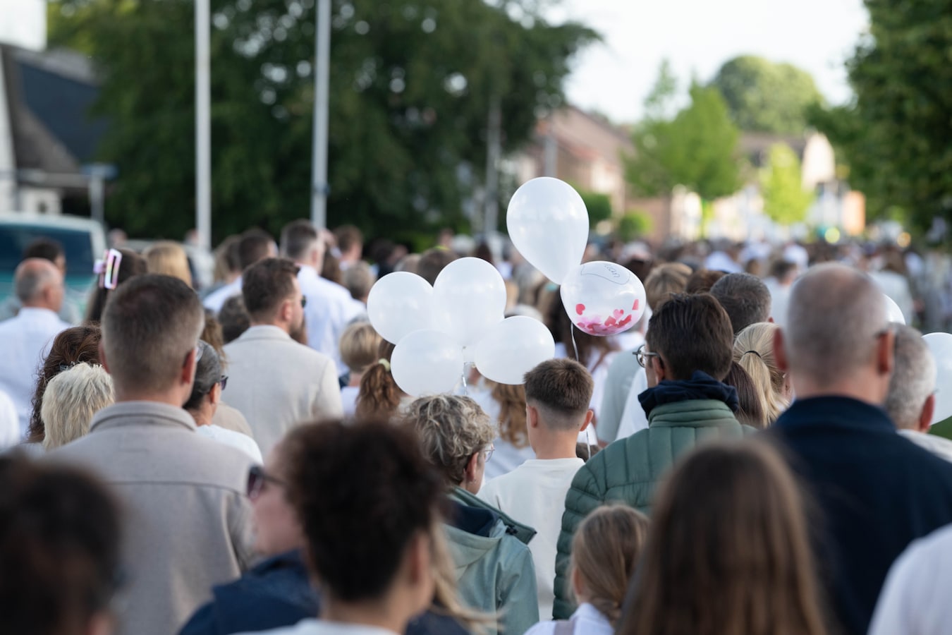 Lindsey loopt de stille tocht voor haar vriendin, die haar zoon verloor ...