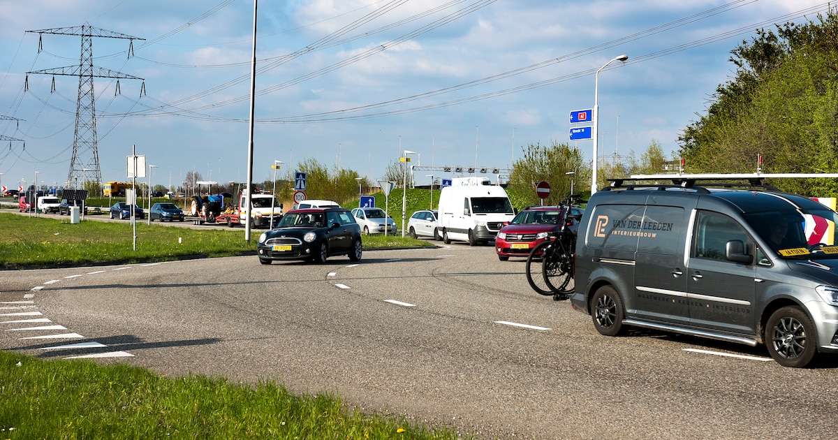 Actie geëist tegen levensgevaarlijke situatie op A2 bij afrit Breukelen ...