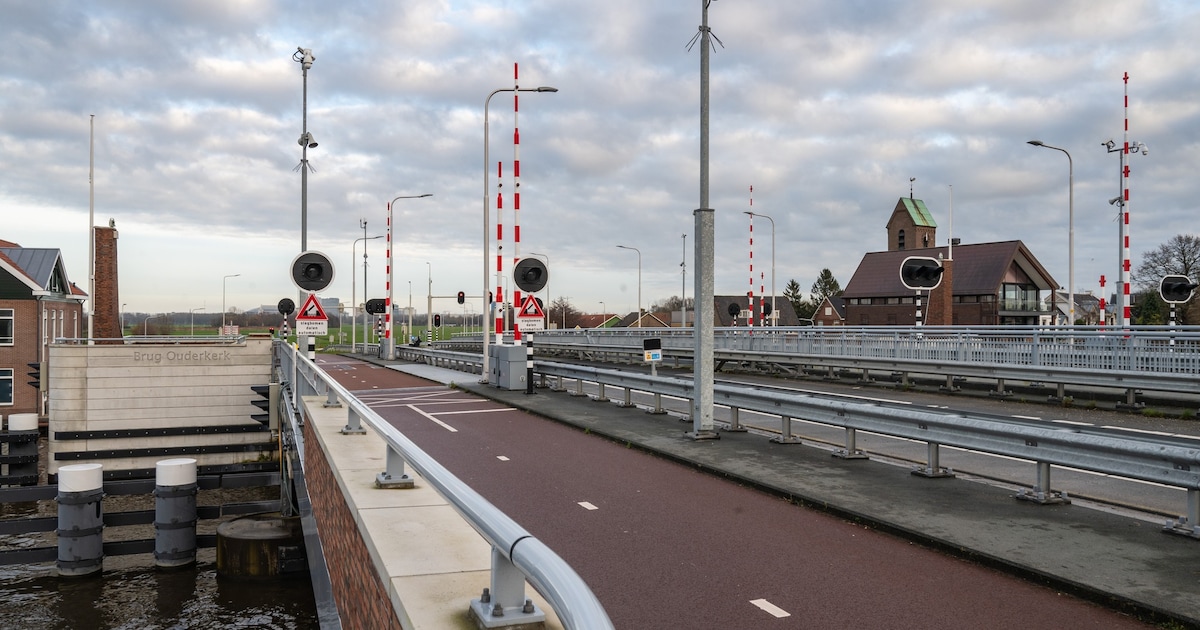 Nachtwerkzaamheden aan Brug Ouderkerk | Ouder-Amstel | AD.nl