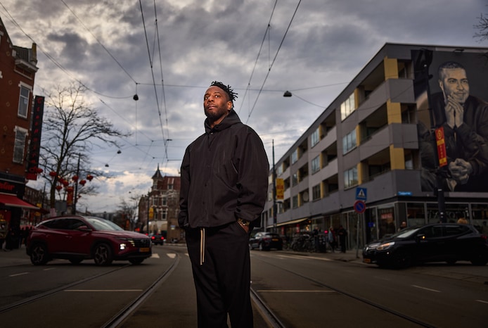 Intens rouwproces na de dood van Feis raakt rapper Winne: ‘Nog steeds ...